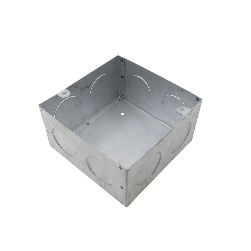 Caja cuadrada c/tapa 1 1/2" galvanizada